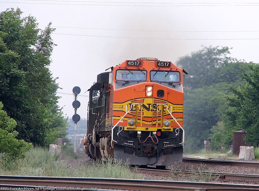 BNSF 4517 32G